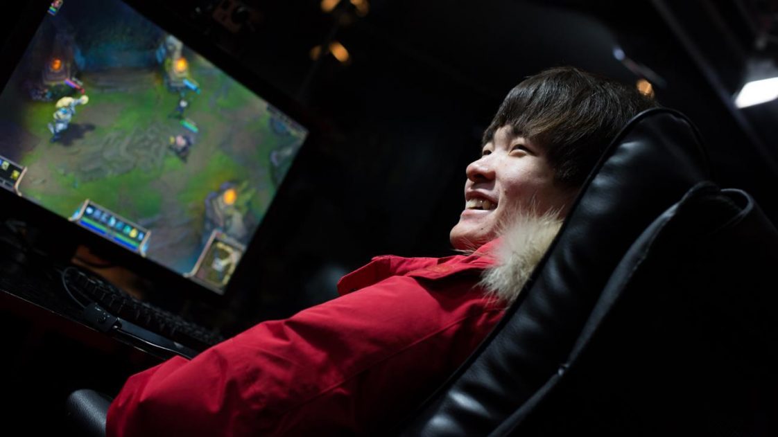 How Old Do You Have To Be To Play League of Legends? - LeagueFeed