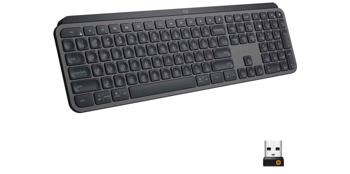 Top 5 Best Keyboards for Long Nails in 2022 - LeagueFeed