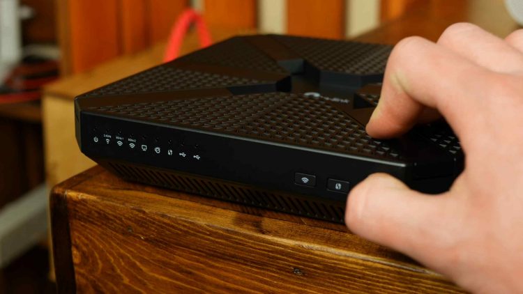 TP-Link Archer C4000 - The Ultimate Review (2022) - LeagueFeed