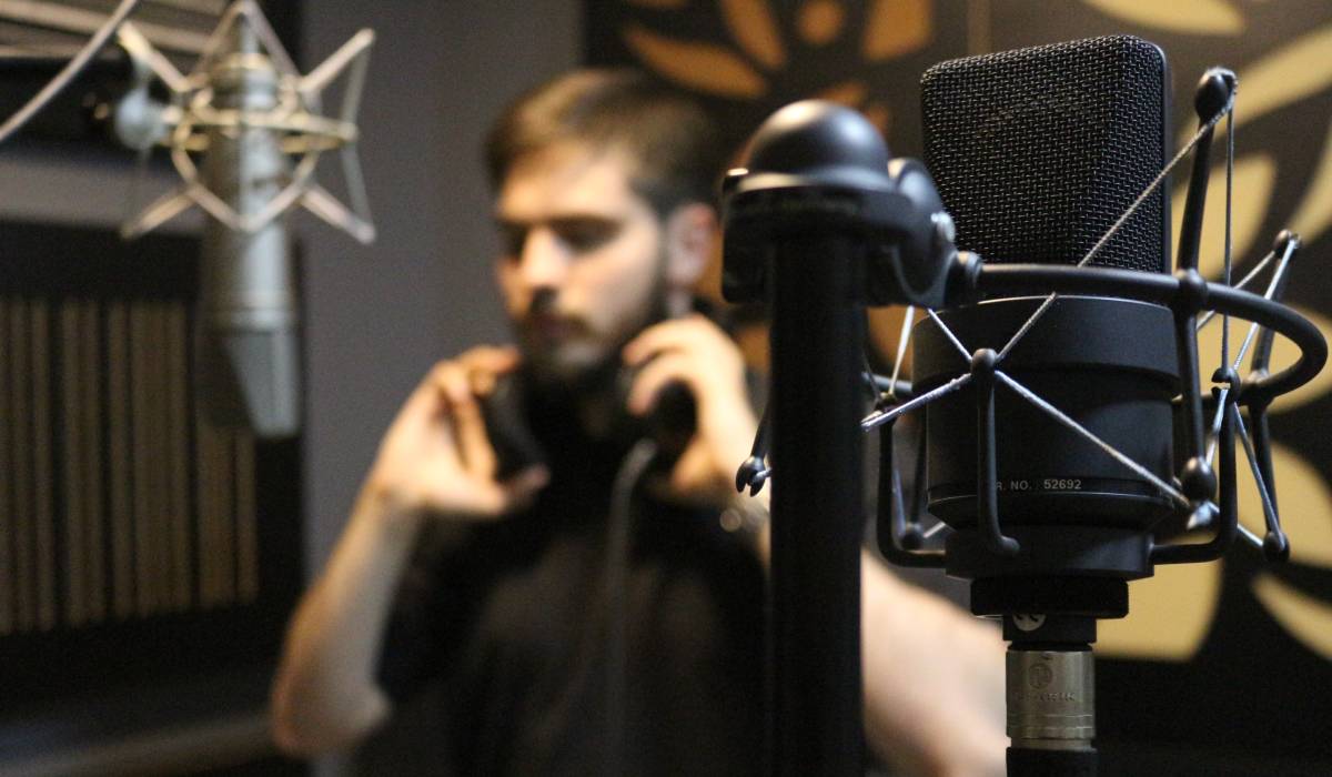 Top 6: Unveiling the Best Condenser Microphones 🎙️ of 2023